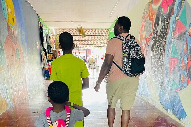 Private Cancun Food and Shopping Tour with Guide - Exploring Cancun’s Hidden Charms: A Detailed Look at the Private Food and Shopping Tour
