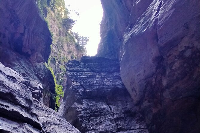 Private Canyoning Adventure in the Buitreras Canyon - Highlights of the Canyoning Experience