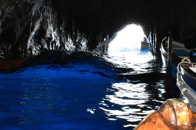 Private Capri Blue Grotto No Stress Tour with Kids from Sorrento - An Honest Look at the Private Capri Blue Grotto No Stress Tour with Kids from Sorrento