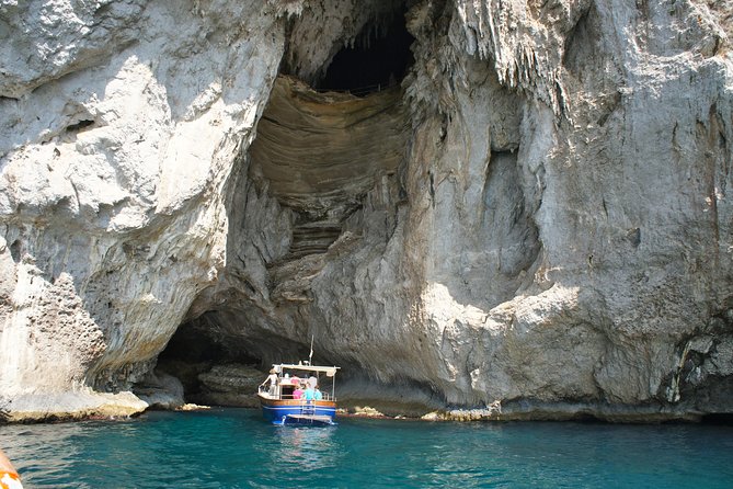 PRIVATE CAPRI ISLAND & BLUE GROTTO Full Day boat tour. - The Value of a Private Boat Tour
