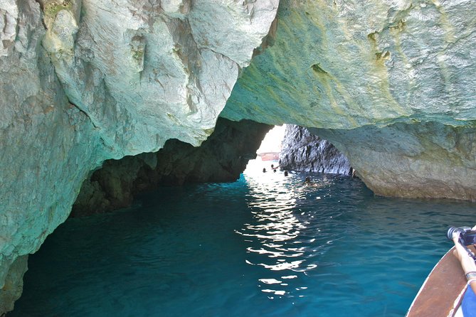 PRIVATE CAPRI ISLAND & BLUE GROTTO Full Day boat tour. - Who Will Love This Tour?