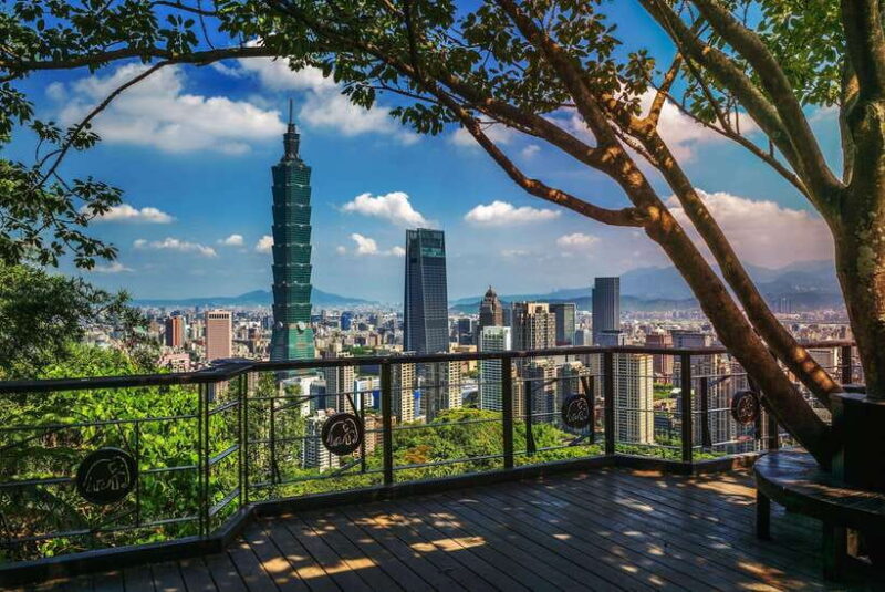 Private Car: 8-Hour Customized Taipei City Exploration! - Transportation & Logistics
