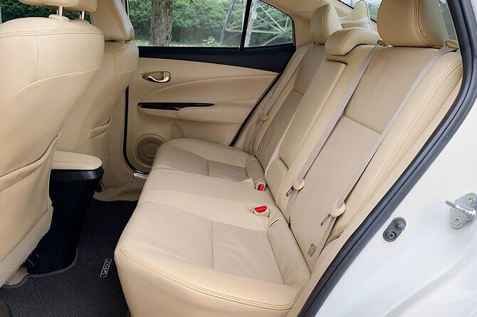 Private Car Between Ho Chi Minh Saigon Airport and City Center - Key Points