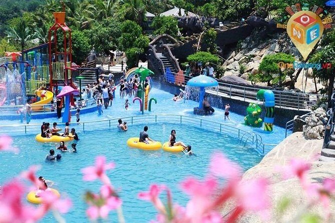 Private car from Da Nang to HOT SPRINGS PARK ( Round Trip ) - Comprehensive Review of the Private Car Service from Da Nang to Hot Springs Park