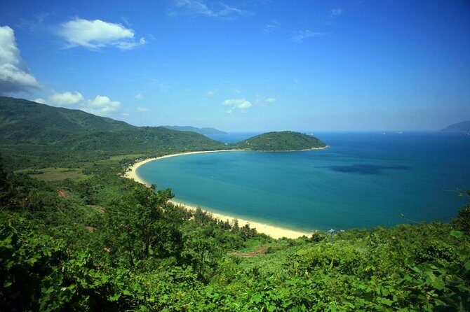 Private car transfer from Hue to Hoi An via the Hai Van Pass. - FAQ