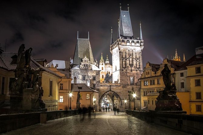 Private Car Transfer from Vienna to Prague with 2h of Sightseeing - Practical Details and Tips