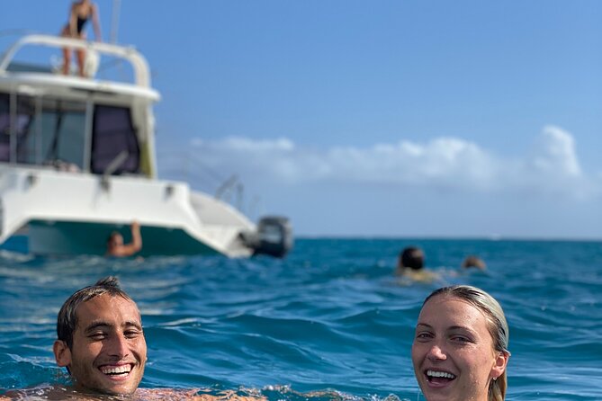 Private Catamaran Cruise and Snorkeling Tour in Honolulu - Meeting and Pickup Details