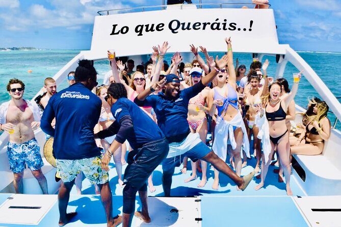 Private Catamaran Cruise with Slide & unlimited drinks - An In-Depth Look at the Private Catamaran Experience