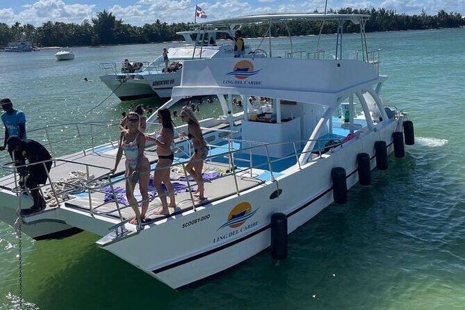 Private Catamaran Party with Dominican Food in Punta Cana - Key Points