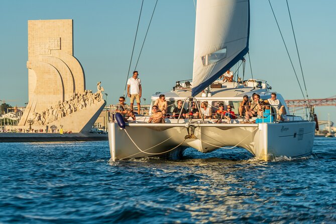 Private Catamaran Tour: Lisbon Coast Cruise With Barbecue and Drinks - Meeting Point and Pickup Details