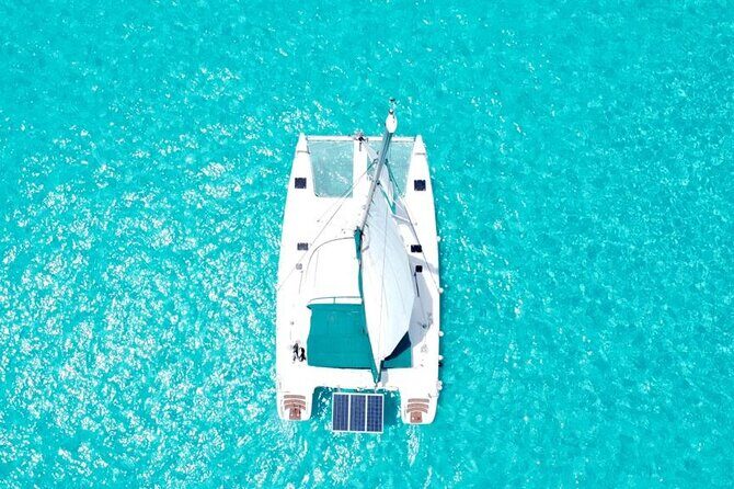 Private Catamaran Tour to Isla Mujeres, Snorkeling* from Cancun - Key Points