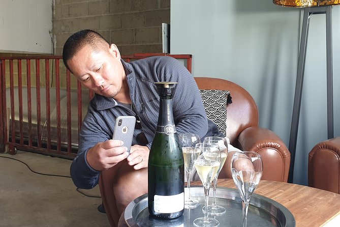 Private Champagne Big Wineries Tour - Customer Feedback and Host Response