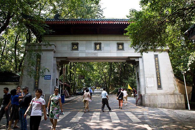 Private Changsha Day Tour: Yuelu mountain, Yuelu Academy And Orange Island - A Complete Look at the Itinerary