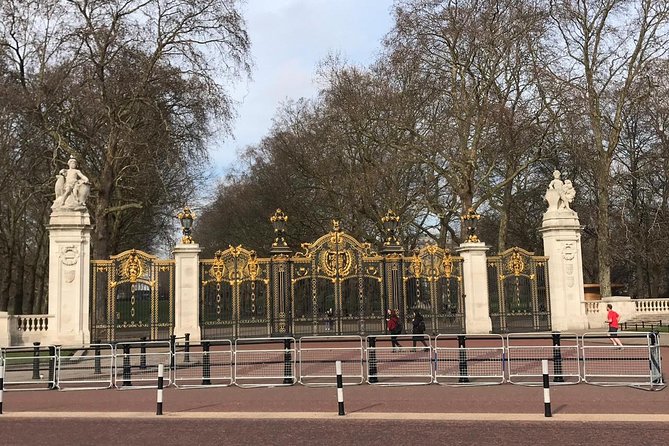 Private Chauffeur at your Disposal in London - Who Will Love This Tour?