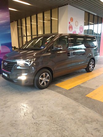 Private Chauffeur For Meetings, Side Visit, Tours, Airport Transfer, Sightseeing - Why This Service Works Well for Different Travelers