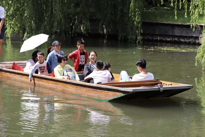 Private Chauffeur Punt Tour - Considerations for Improving Guide Engagement