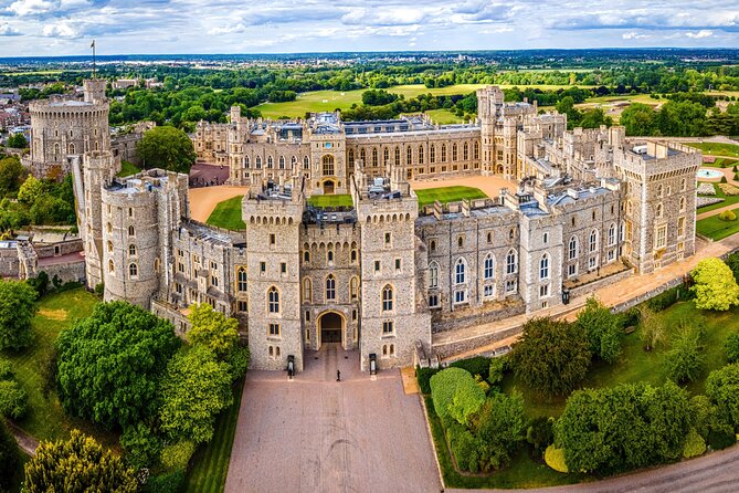 Private Chauffeured Tour to Windsor Castle From London - Pickup and Dropoff