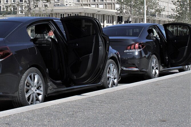 Private Chauffeured Transfer between CDG Airport and Paris - The Sum Up