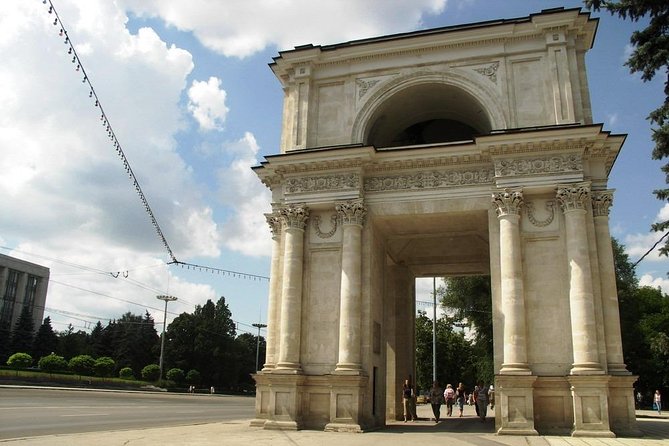 Private Cherry Liqueur Tour from Chisinau - Final Thoughts: Who Is This Tour Best For?