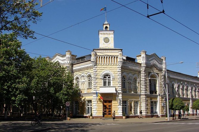 Private Cherry Liqueur Tour from Chisinau - FAQ