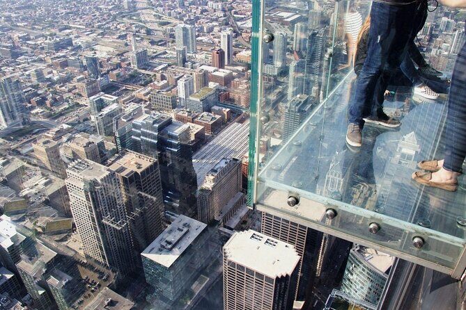 Private Chicago Architecture Tour - Exploring Chicago’s Architectural Landmarks in Style