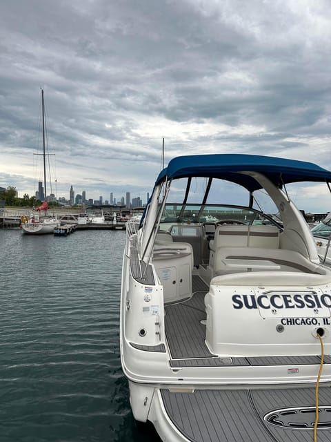 Private Chicago Boat Rental - Explore Chicago's Skyline - The Sum Up