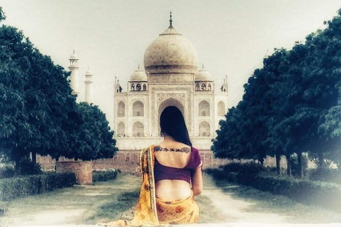 Private Cinematic Video & Photography Tour "Be the host of your own travel show" - Key Points