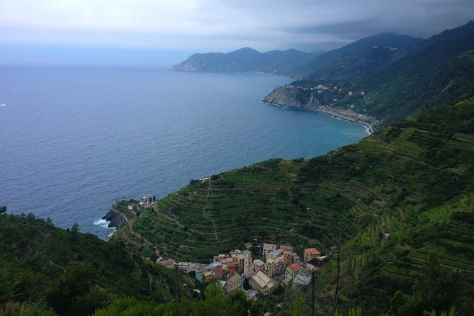 Private Cinque Terre Trek & Tour - Discovering Iconic Attractions
