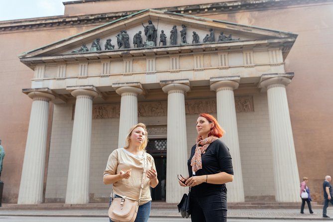 Private City Kickstart Tour: Copenhagen - Exploring Nyhavn