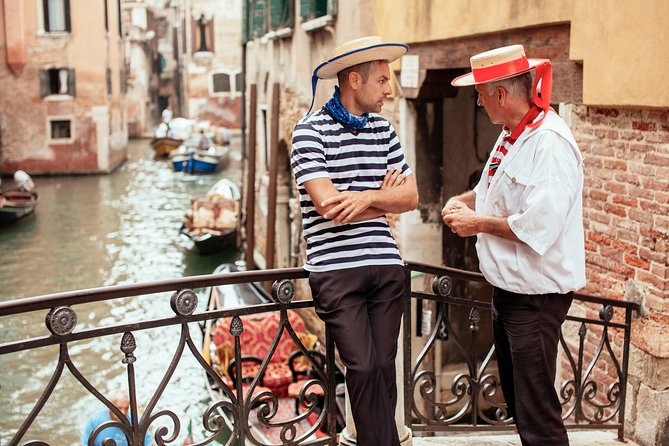 Private City Kickstart Tour: Venice - Meeting Location and Accessibility