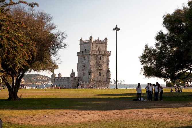 Private City Tour: Lisbon Golden Age in 4H with Transfer - FAQ