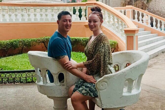 Private City tour Merida History plus Local Antojitos Tasting - Monumento a la Patria and Paseo de Montejo