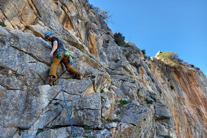 Private Climbing Experience in El Chorro for 4 hours and a half - Authenticity and Value