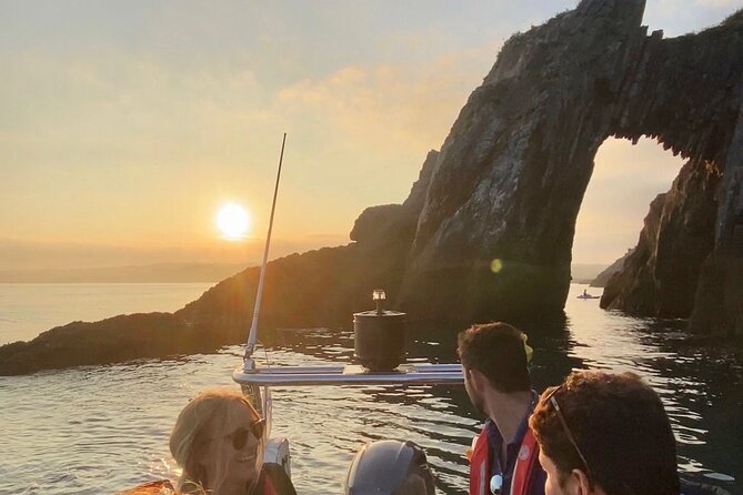 Private Coastal Boat Tour in Torquay - Meeting Point and Pickup Details