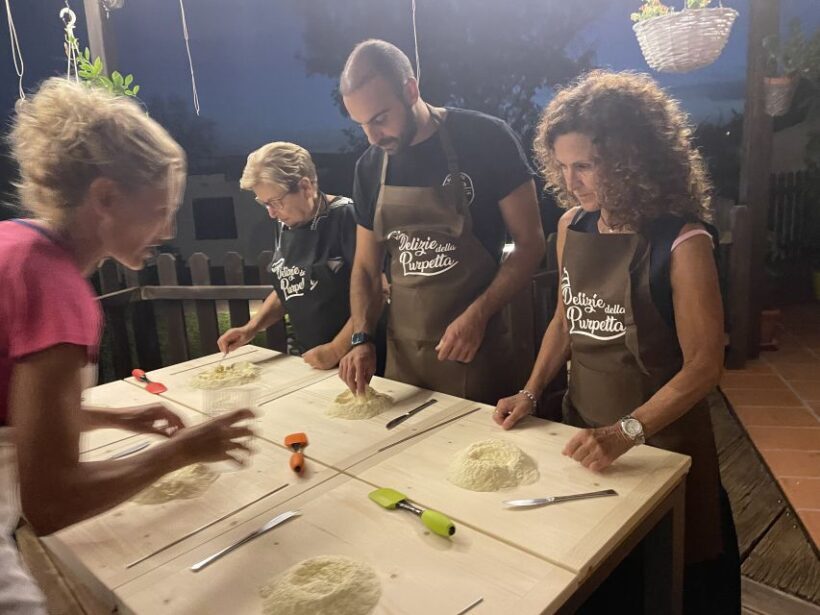Private Cooking Class in Lecce (Corigliano): Handmade pasta - Detailed Breakdown of the Experience