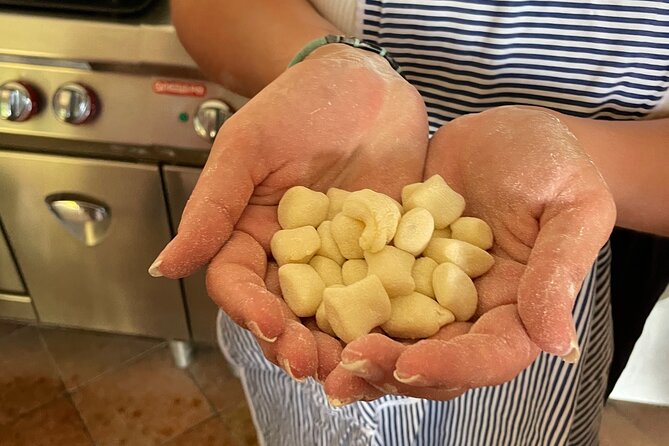 Private Cooking Class in Sorrento & Garden Visit. - Meeting and Pickup