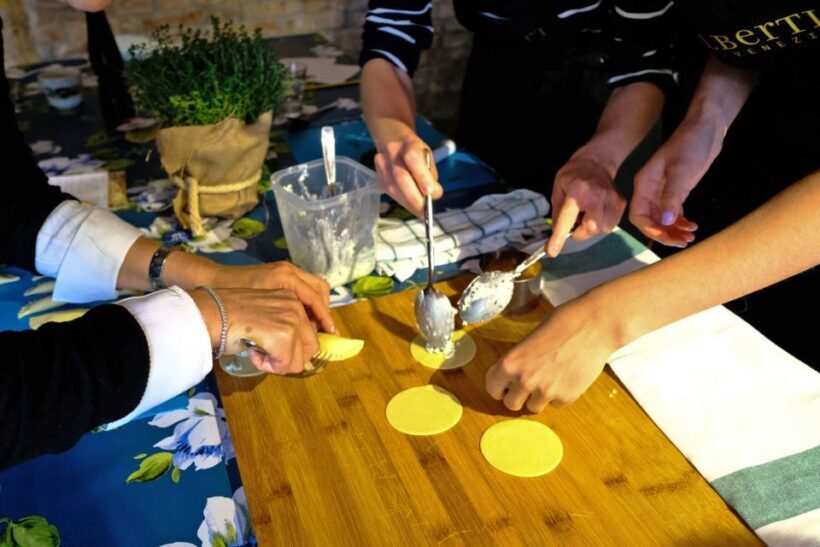 Private Cooking Class with Le Locandiere - FAQ