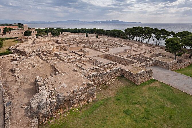 Private Costa Brava and Empuries Tour With Hotel Pick-Up and Panoramic Boat Ride - Meeting and Pickup Details