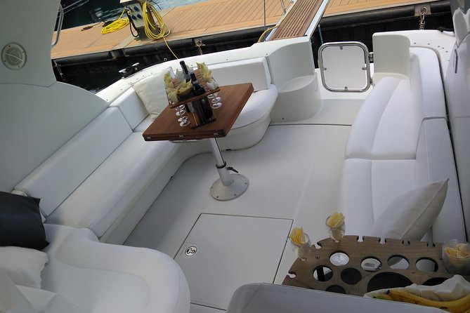 Private Cruise around Capri - yacht 40' - Who Will Love This Experience?