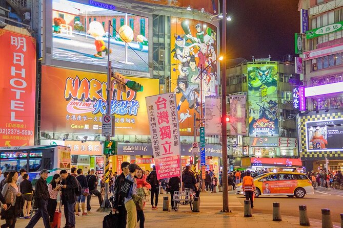 Private Cruise Tour from Keelung: Trip to Taipei - 44 South Military Village and Dihua Street