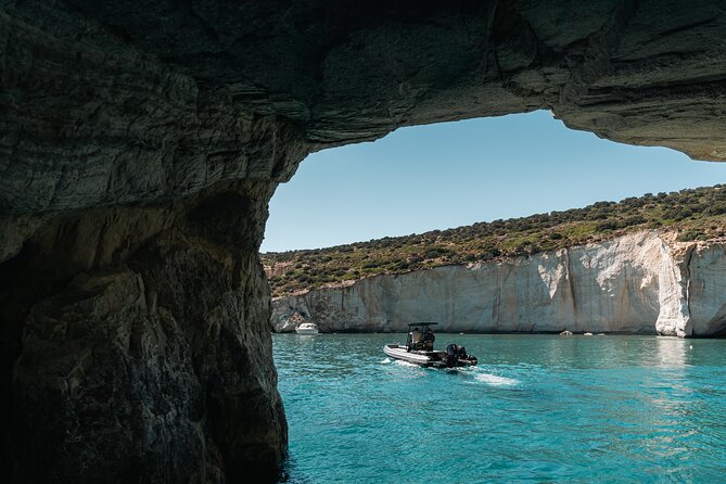 Private Cruise With Speedboat: Kleftiko- Sarakiniko- Sykia Cave - Key Points
