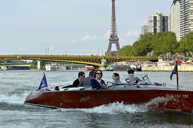 Private Cruises in the Heart of Paris - Tour Schedule and Operating Hours