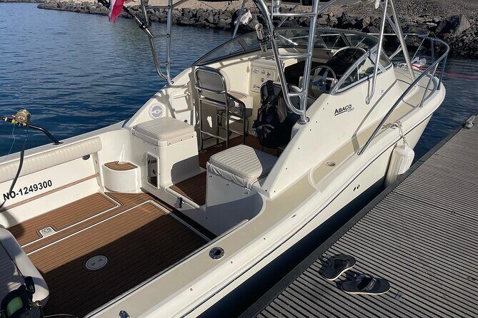 Private Custom Charter in Kawaihae - Exploring the Private Custom Charter in Kawaihae