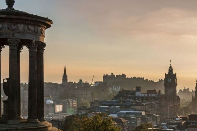 Private Custom Tour with a Local Guide in Edinburgh - Exploring Edinburgh with a Personal Touch