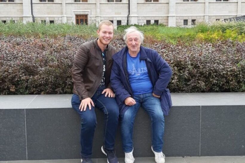 Private Custom Tour with Local Guide Budapest - Key Points