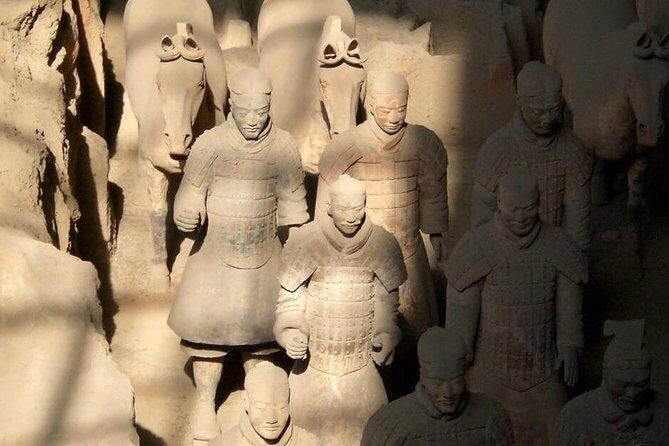 Private Customized Day Tour of Xi'an Terracotta Warriors and Horses Museum With Sightseeing Option - Exploring the Heart of Xian: The Top Stops