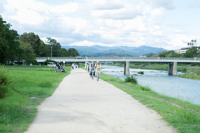 Private Cycling Tour by E-Bike (Pm; With an Authorized Guide) - Participant Guidelines