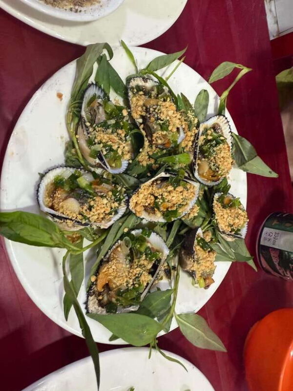 Private Da Lat Street Food And City Sightseeing Tour - Authentic Food & Friendly Guides: Real Experiences