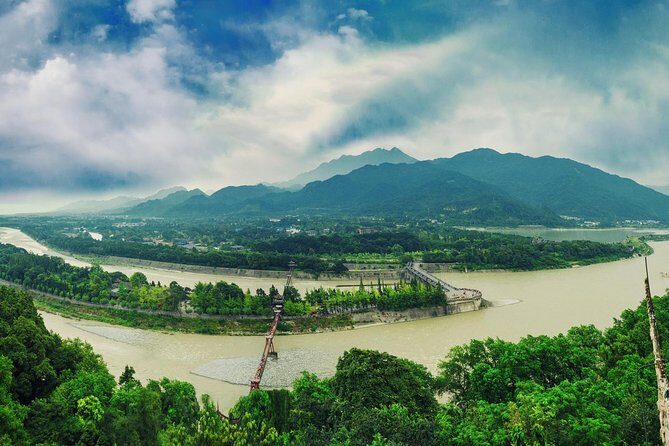Private Day Tour: Dujiangyan Panda Base and Irrigation Project - Final Words: Who Will Love This Tour?