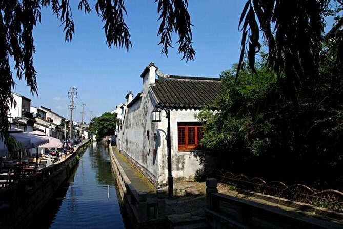 Private Day Tour: Gardens and Old Street in Suzhou with Hotel or Railway Station Transfer - The Gardens of Suzhou: A Visual Feast
